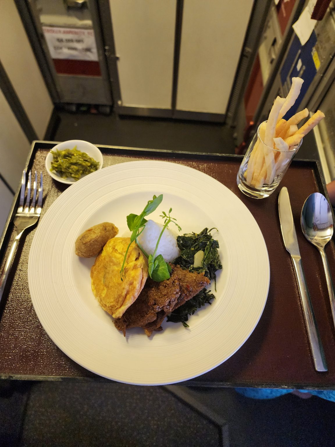 Garuda Indonesia Perkenalkan Menu Baru Nasi Kapau